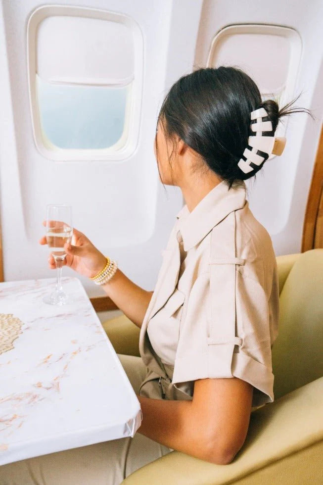 CLASSIC ALMOND BEIGE LARGE CLAW HAIR CLIP – Monkee's of Dripping Springs